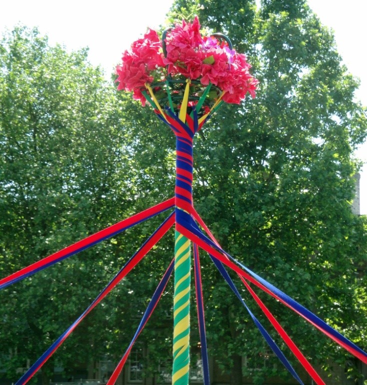 English Folk Dance and Song Society - Maypole